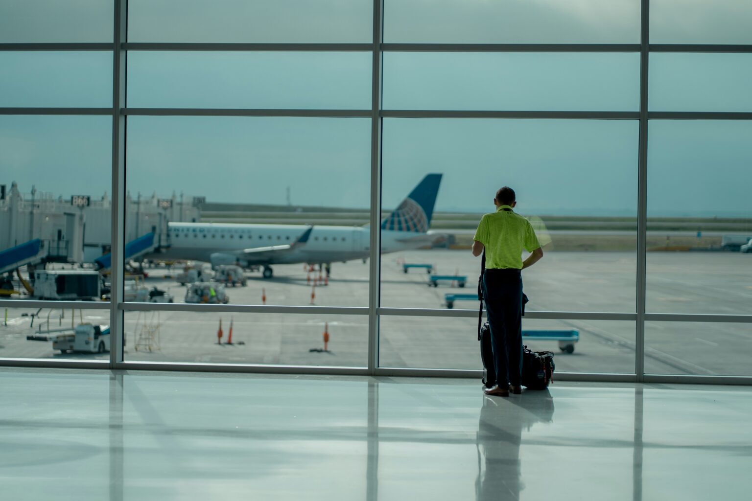 The Billionaire’s Bridge: Elon Musk Offers to Fund TSA Salaries Amid ...